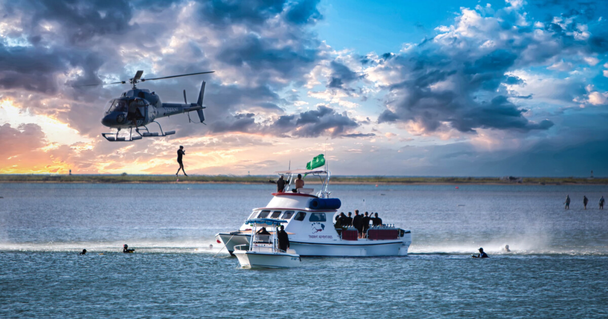 Helicopter Jump into the Ocean: Hawaii’s Only Civilian Helicopter Water ...