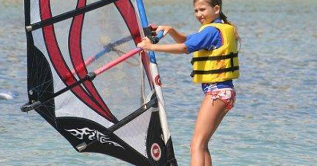 Beginner Windsurfing Lesson - Adventure Tours Hawaii
